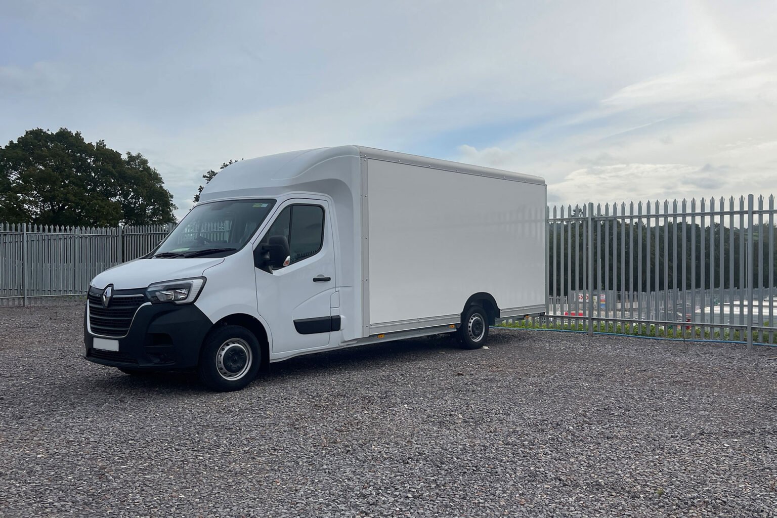What Is a Box Truck? Let's Find Out.
