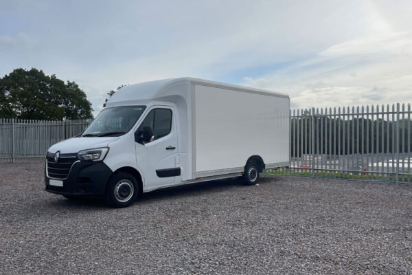 What Is a Box Truck? Let's Find Out.